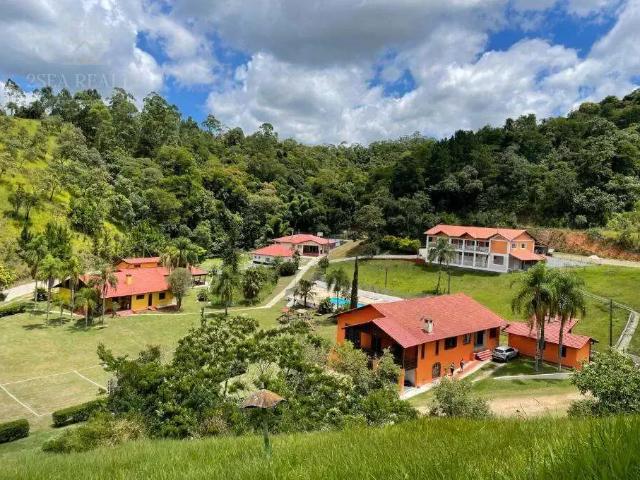 Prédio para Venda em Franco da Rocha/SP Aldeia Ivoturucaia