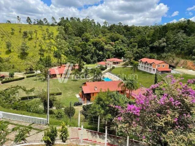 Prédio para Venda em Franco da Rocha/SP Jardim das Colinas 40 Quartos