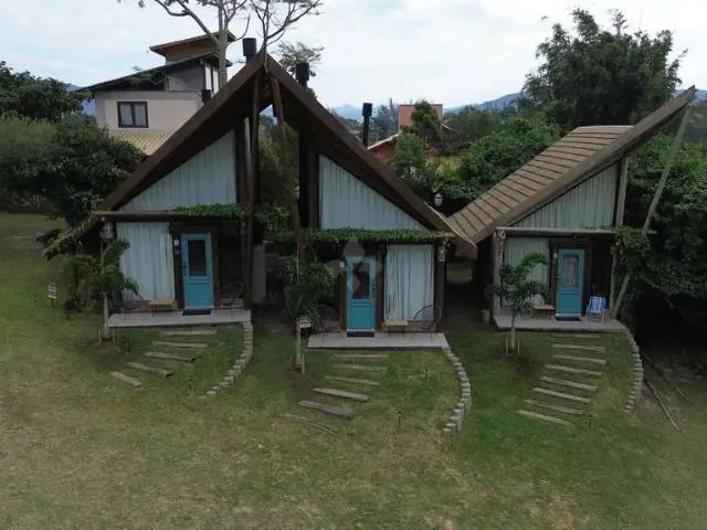Prédio para Venda em Imbituba/SC Praia do Rosa 3 Quartos