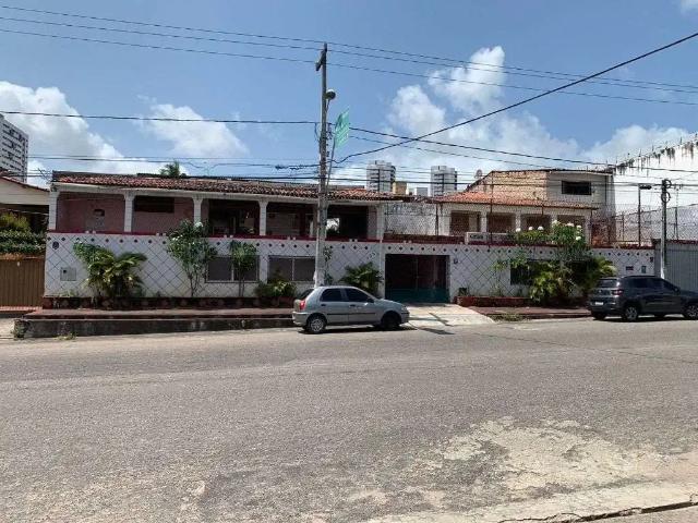 Prédio para Venda em Natal/RN Dix Sept Rosado