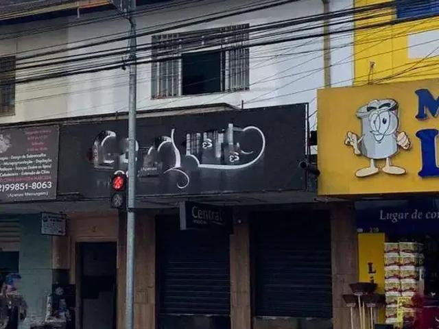 Prédio para Venda em Nova Friburgo/RJ Centro