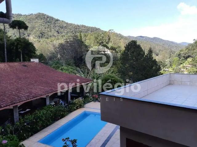 Prédio para Venda em Nova Friburgo/RJ Mury 8 Quartos