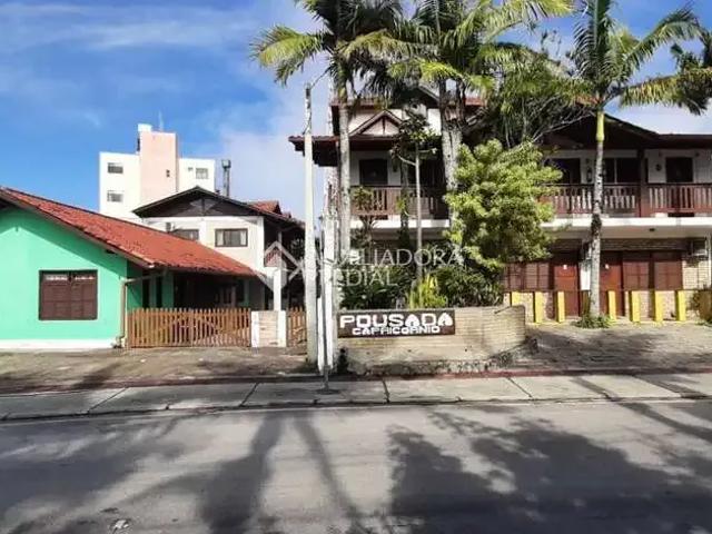Prédio para Venda em Palhoça/SC Guarda do Embaú Ens Brito 26 Quartos