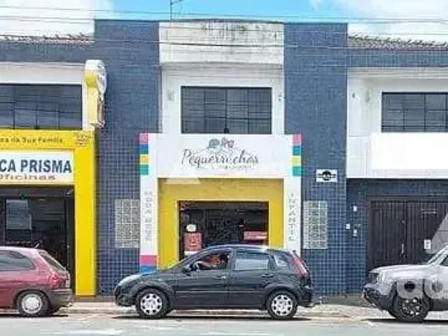 Prédio para Venda em Ponta Grossa/PR Oficinas 3 Quartos