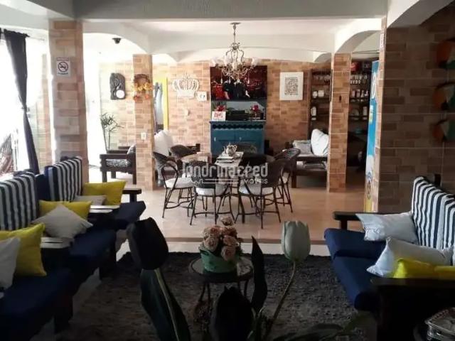 Prédio para Venda em Pontal do Paraná/PR Centro