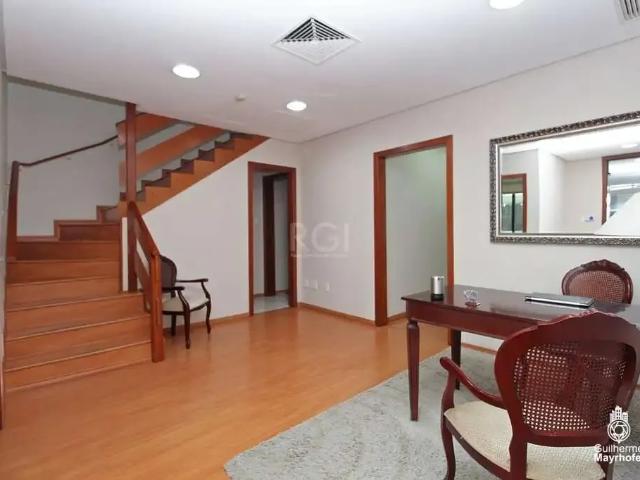 Prédio para Venda em Porto Alegre/RS Auxiliadora
