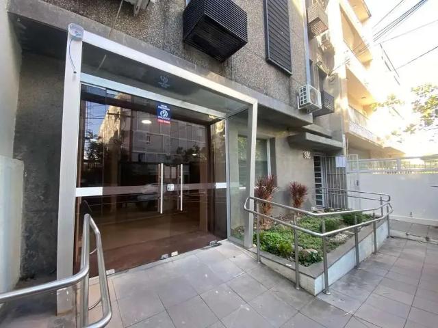 Prédio para Venda em Porto Alegre/RS Azenha 30 Quartos