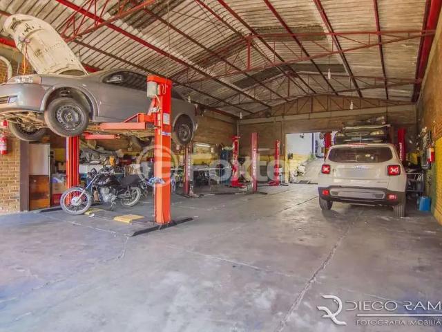 Prédio para Venda em Porto Alegre/RS Cavalhada