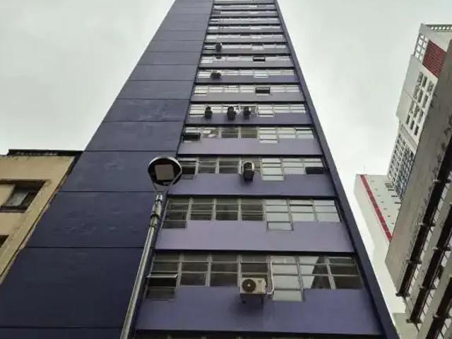 Prédio para Venda em Porto Alegre/RS Centro Histórico 15 Quartos