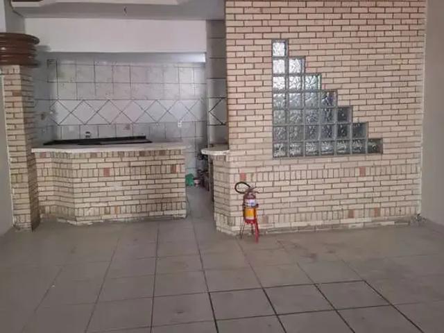 Prédio para Venda em Porto Alegre/RS Centro Histórico 3 Quartos