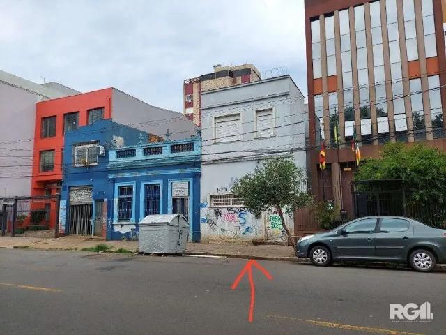 Prédio para Venda em Porto Alegre/RS Centro Histórico 3 Quartos
