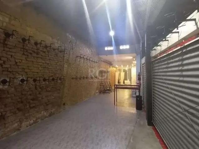 Prédio para Venda em Porto Alegre/RS Centro Histórico 8 Quartos