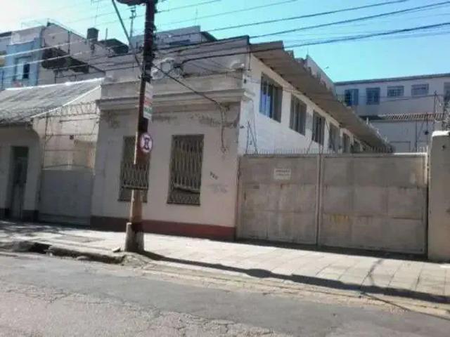 Prédio para Venda em Porto Alegre/RS Floresta
