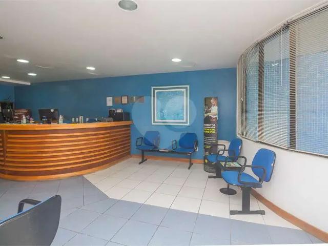 Prédio para Venda em Porto Alegre/RS Moinhos de Vento
