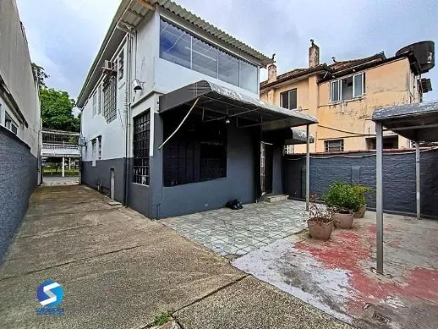 Prédio para Venda em Porto Alegre/RS Navegantes 3 Quartos
