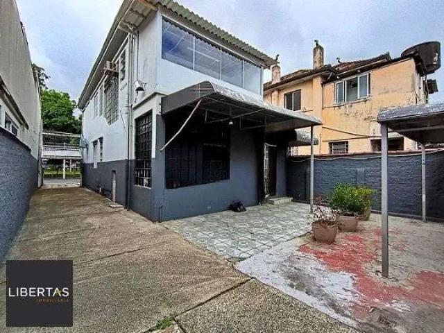 Prédio para Venda em Porto Alegre/RS Navegantes 3 Quartos