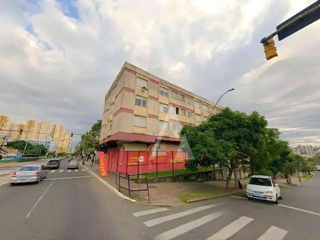 Prédio para Venda em Porto Alegre/RS Partenon
