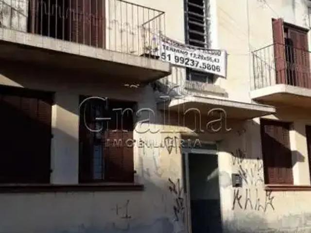 Prédio para Venda em Porto Alegre/RS Santana 2 Quartos