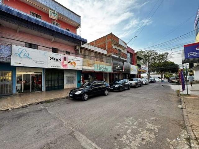 Prédio para Venda em RA XIII Santa Maria, Santa Maria, 10 dormitórios, 7 banheiros