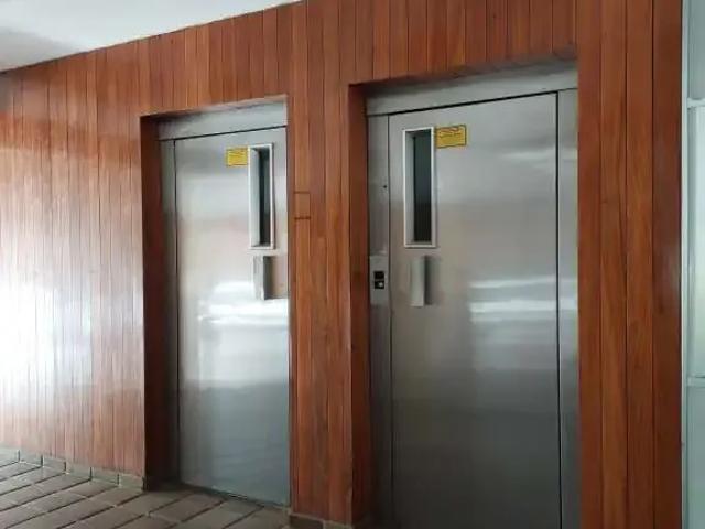 Prédio para Venda em Recife/PE Santo Antônio