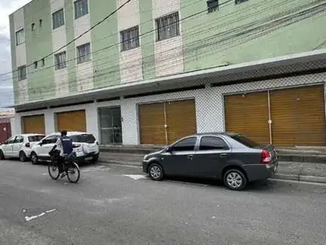 Prédio para Venda em Rio das Ostras/RJ Jardim Mariléa 5 Quartos