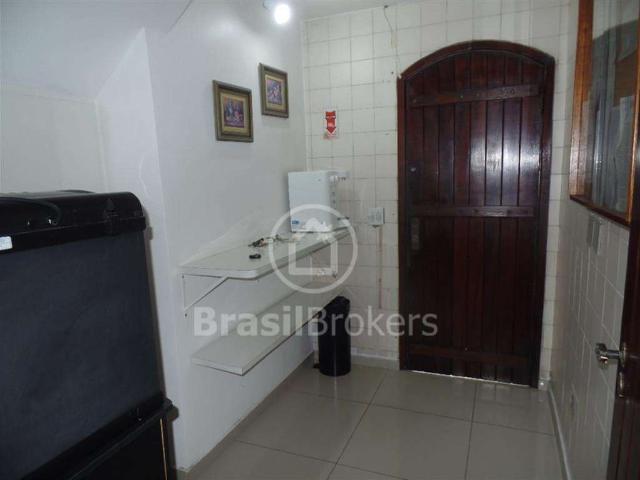 Prédio para Venda em Rio de Janeiro/RJ Cocotá
