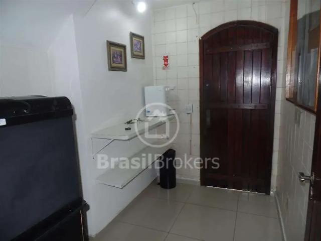 Prédio para Venda em Rio de Janeiro/RJ Cocotá