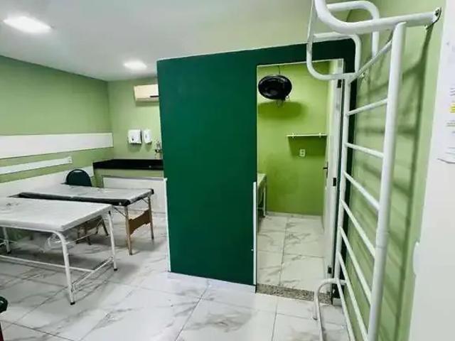 Prédio para Venda em São Gonçalo/RJ Centro