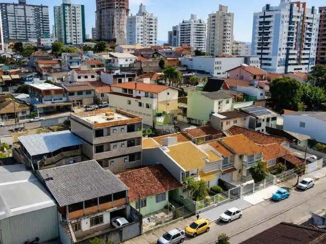 Prédio para Venda em São José/SC Barreiros 7 Quartos