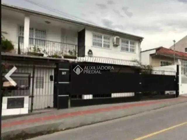 Prédio para Venda em São José/SC Ipiranga 6 Quartos