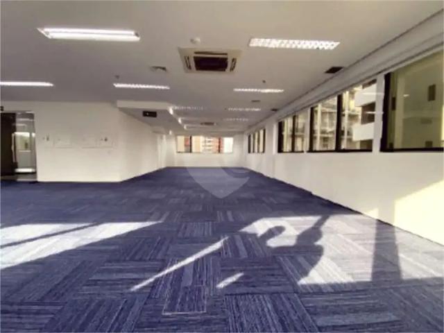Prédio para Venda em São Paulo/SP Vila Mariana