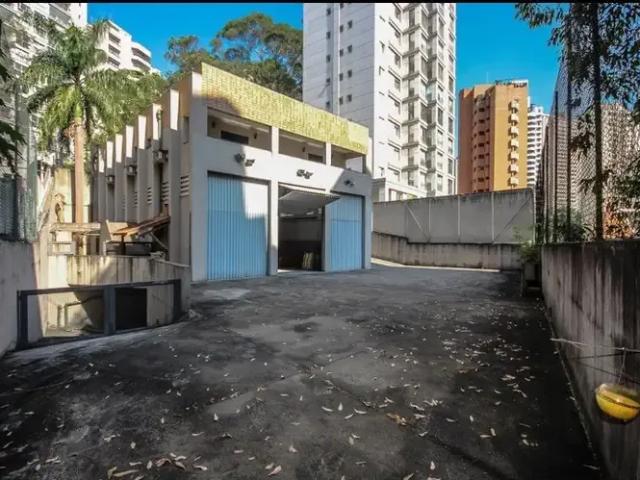 Prédio para Venda em São Paulo/SP Vila Andrade