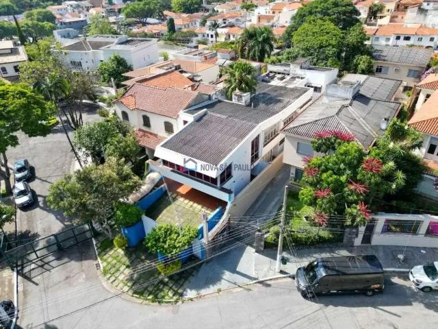 Prédio para Venda em São Paulo/SP Aclimação 3 Quartos