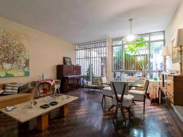 Prédio para Venda em São Paulo/SP Água Branca