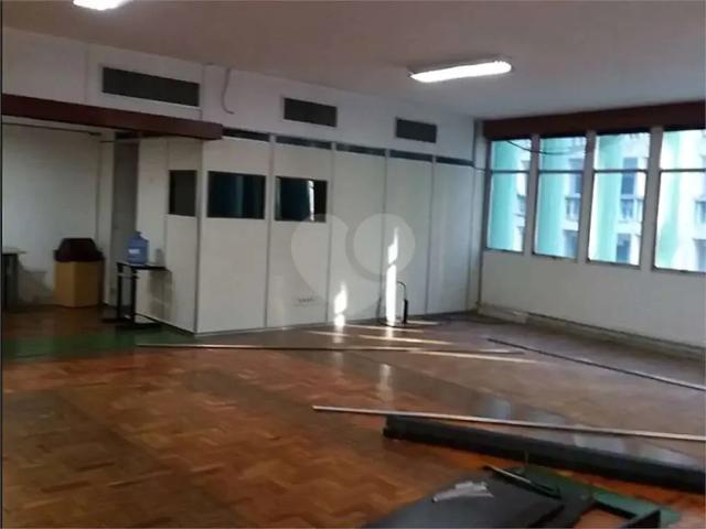 Prédio para Venda em São Paulo/SP Bela Vista