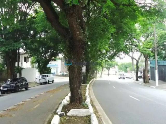 Prédio para Venda em São Paulo/SP Bosque da Saúde