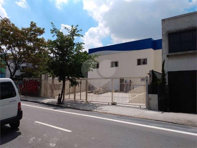 Prédio para Venda em São Paulo/SP Cambuci