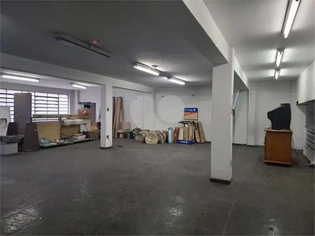 Prédio para Venda em São Paulo/SP Cambuci