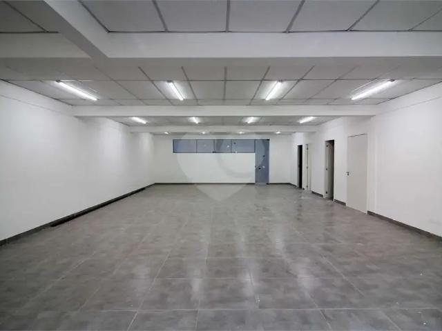 Prédio para Venda em São Paulo/SP Carandiru