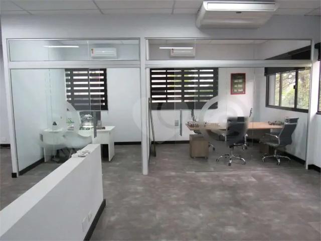 Prédio para Venda em São Paulo/SP Chácara Santo Antônio