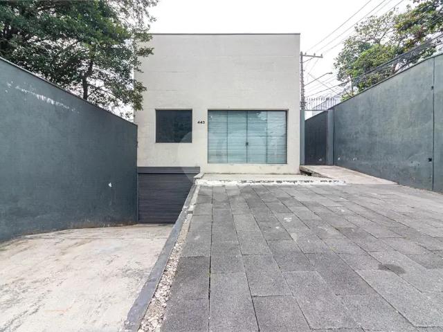 Prédio para Venda em São Paulo/SP Chácara Santo Antônio
