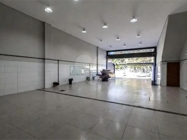 Prédio para Venda em São Paulo/SP Itaquera
