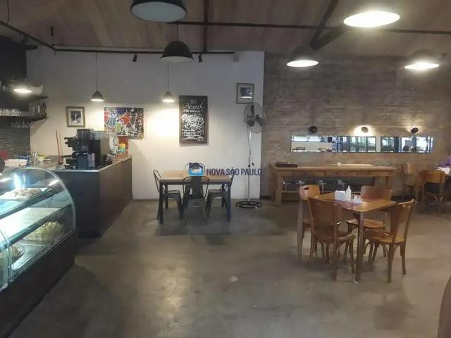 Prédio para Venda em São Paulo/SP Moema