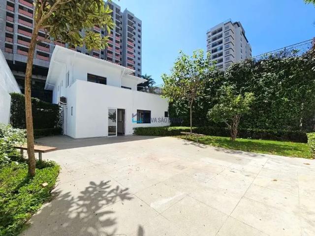 Prédio para Venda em São Paulo/SP Moema