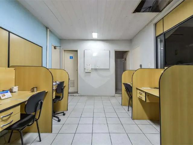 Prédio para Venda em São Paulo/SP Perdizes