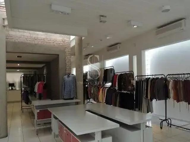 Prédio para Venda em São Paulo/SP Pinheiros