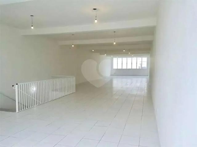 Prédio para Venda em São Paulo/SP Mooca