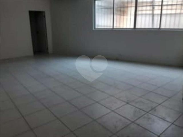 Prédio para Venda em São Paulo/SP Santa Teresinha