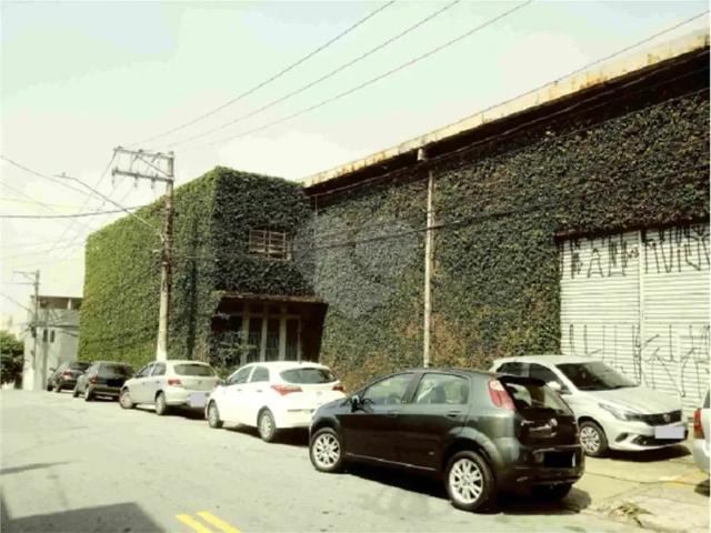 Prédio para Venda em São Paulo/SP Saúde