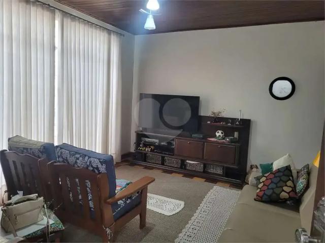 Prédio para Venda em São Paulo/SP Vila Madalena
